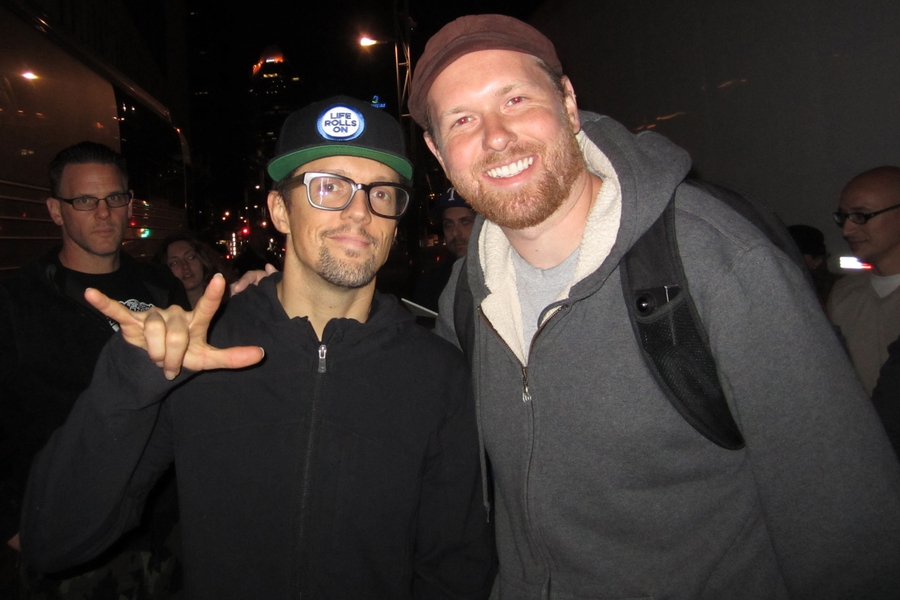 Jason Mraz Jason Mraz Autographs Guitars - http://www.AutographPros.com ...