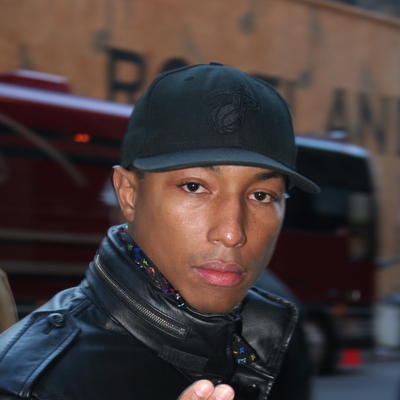 Pharrell Williams Autograph Profile by RACC - Pharrell Williams ...