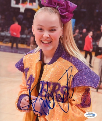 JoJo Siwa Autograph Profile by RACC - JoJo Siwa Autographs, Signing ...