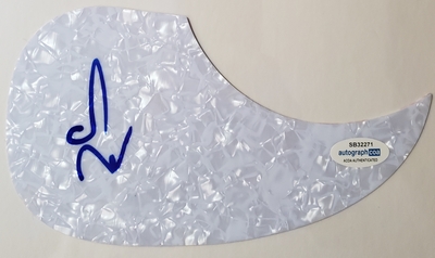 Sza Autograph Profile by RACC - Sza Autographs, Signing Photos & Videos ...