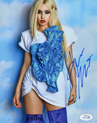 Ava Max Autograph Profile by RACC - Ava Max Autographs, Signing Photos ...
