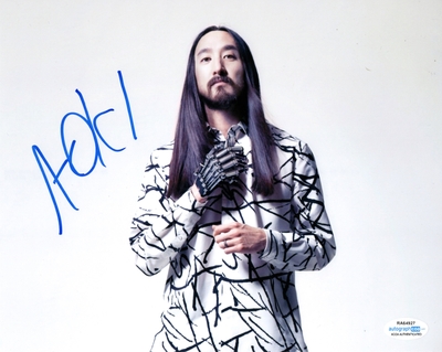 Steve Aoki Autograph Profile by RACC - Steve Aoki Autographs, Signing ...