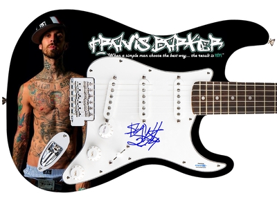 Travis Barker Autograph Profile by RACC - Travis Barker Autographs ...