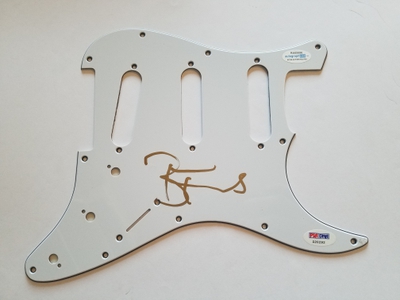 Brandon Flowers Autograph Profile by RACC - Brandon Flowers Autographs ...