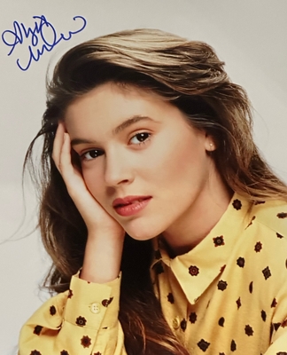 Alyssa Milano Autograph Profile by RACC - Alyssa Milano Autographs ...