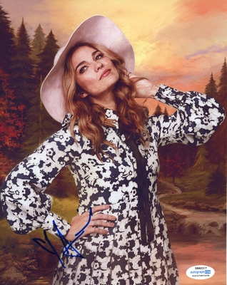Annie Murphy Autograph Profile by RACC - Annie Murphy Autographs ...