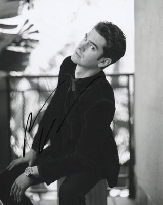 Andrew Garfield Autograph Profile by RACC - Andrew Garfield Autographs ...
