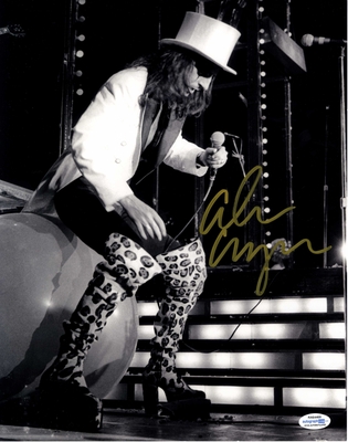 Alice Cooper Autograph Profile by RACC - Alice Cooper Autographs ...