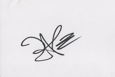 Zendaya Autograph Profile by RACC - Zendaya Autographs, Signing Photos ...