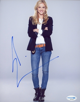 Emily Wickersham Autograph Profile by RACC - Emily Wickersham ...